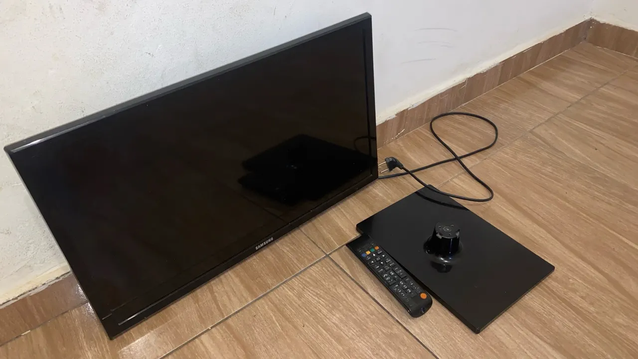 "tv de 22 polegadas" - TVs no Brasil