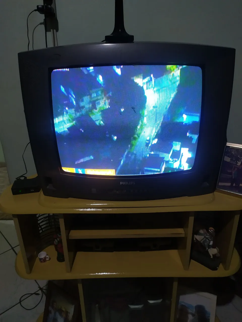 "tv philips 20" - TVs no Brasil