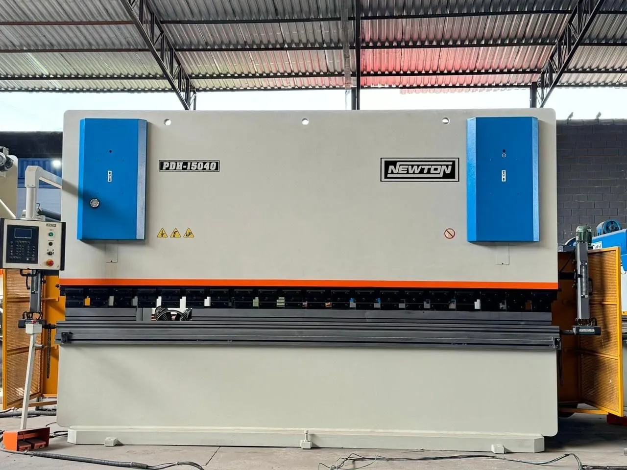 "dobradeiras newton" no Brasil