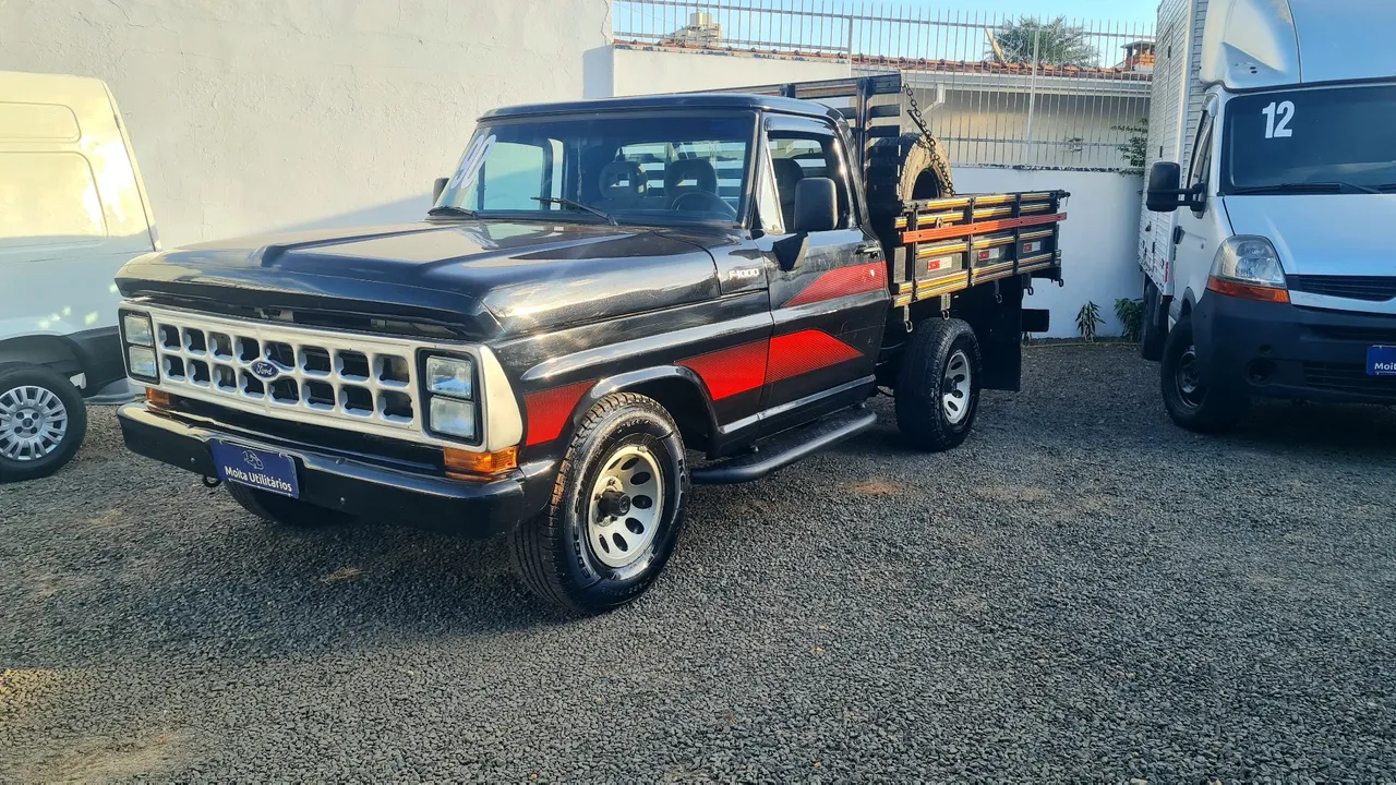 FORD F-1000 Usados e Novos
