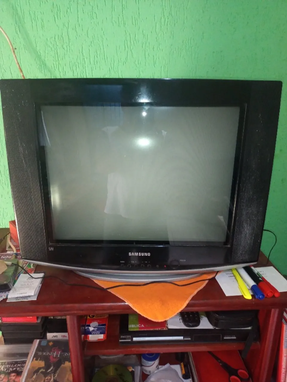 "tv de tubo" - TVs no Brasil