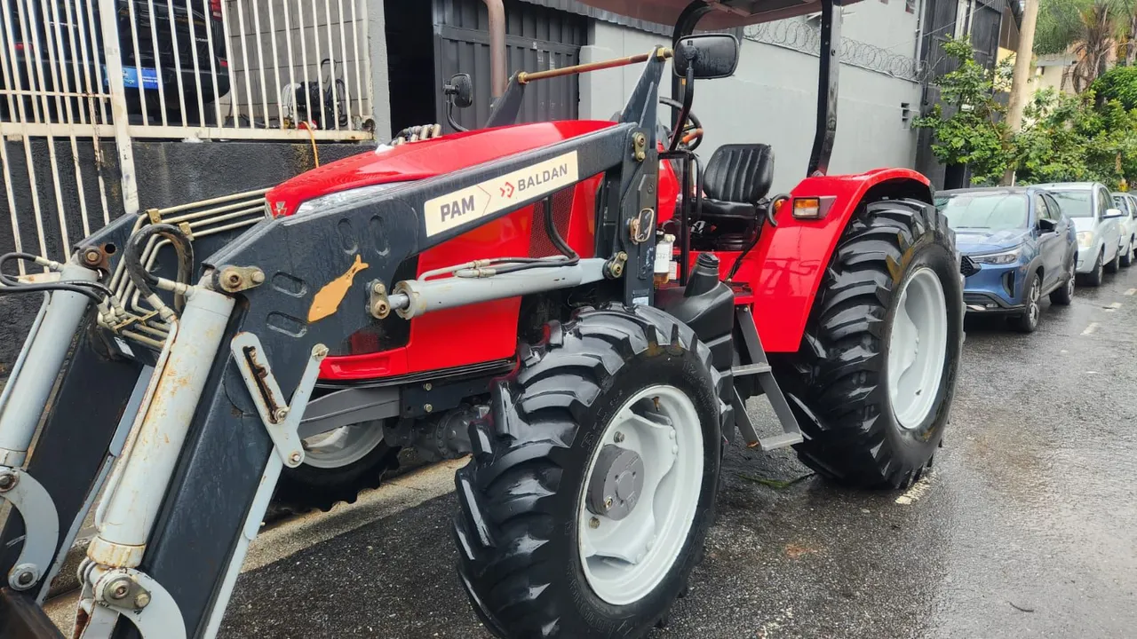"trator massey ferguson 4707" - Tratores e máquinas agrícolas no Brasil