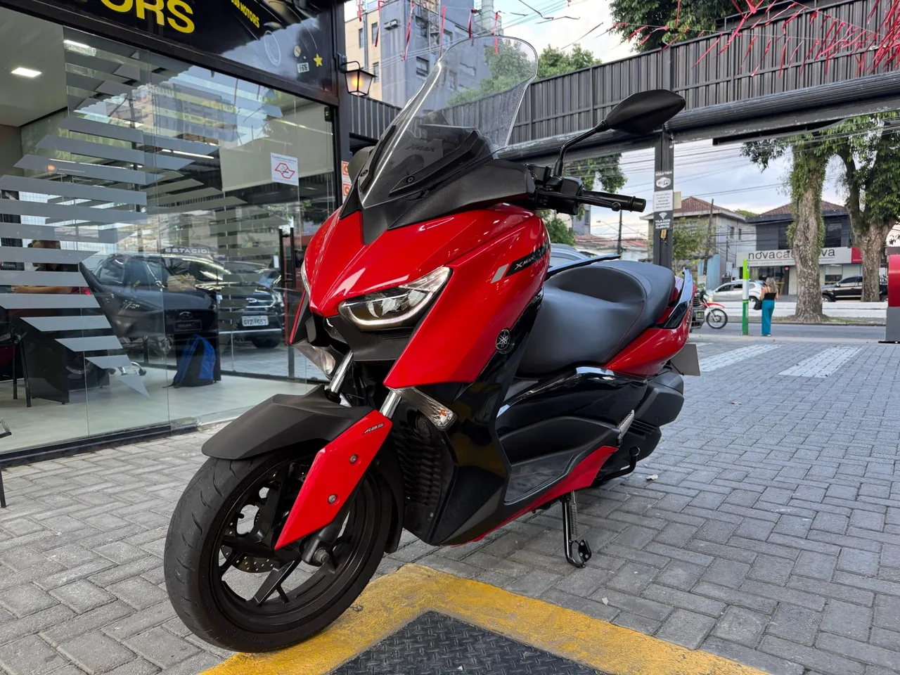 Motos YAMAHA XMAX no Brasil