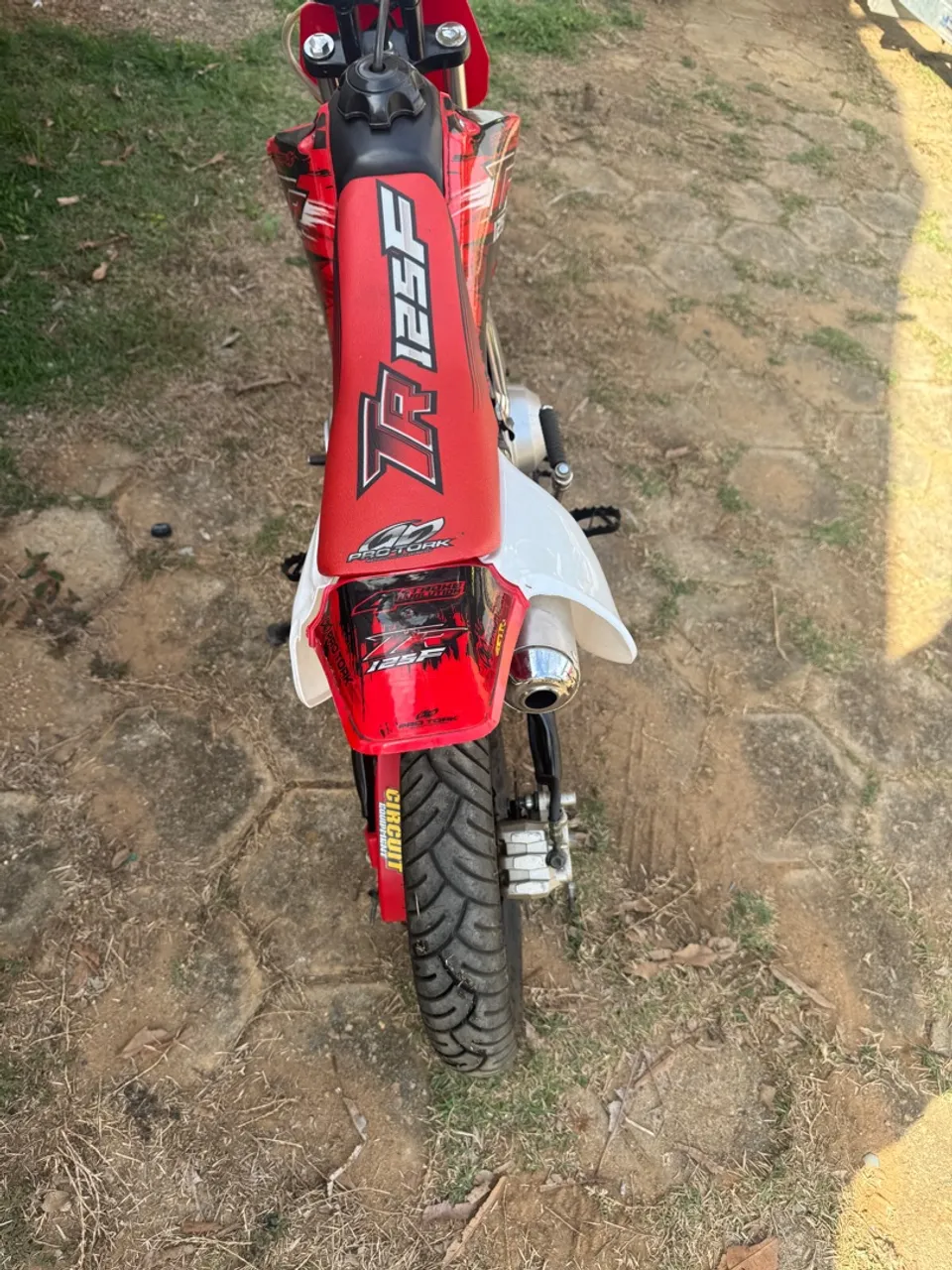 Motos MXF PRO RACING no Brasil