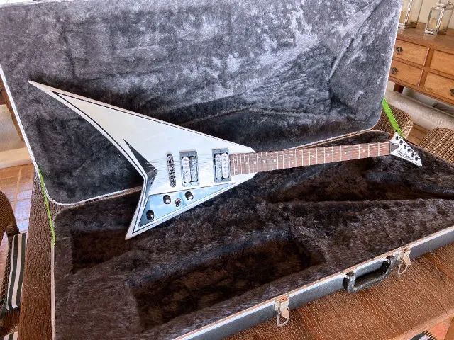 "jackson randy rhoads" no Brasil