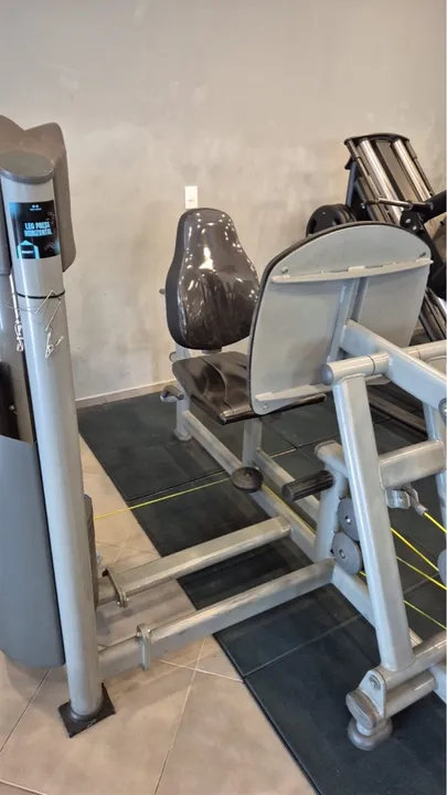 "leg press horizontal" - Academia e Exercícios no Brasil