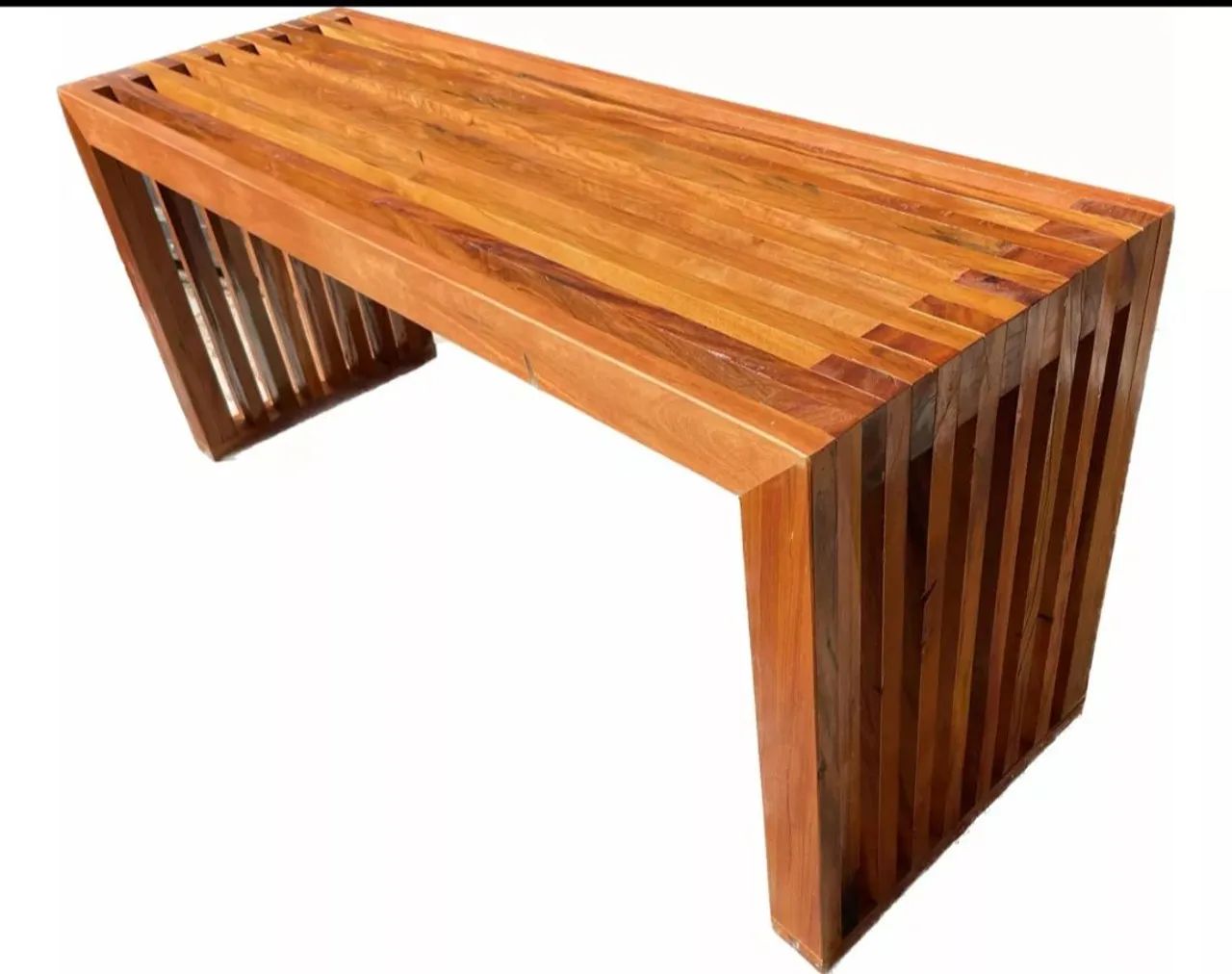 Banco de madeira maciça - Estilo rústico modelo recamier. (Sob ...