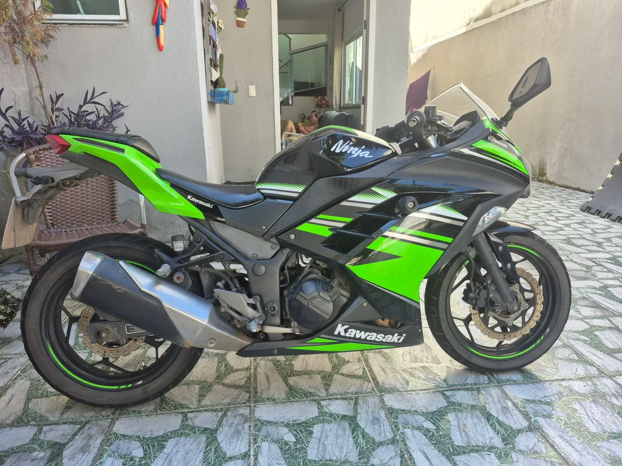 Motos KAWASAKI NINJA 300 no Brasil