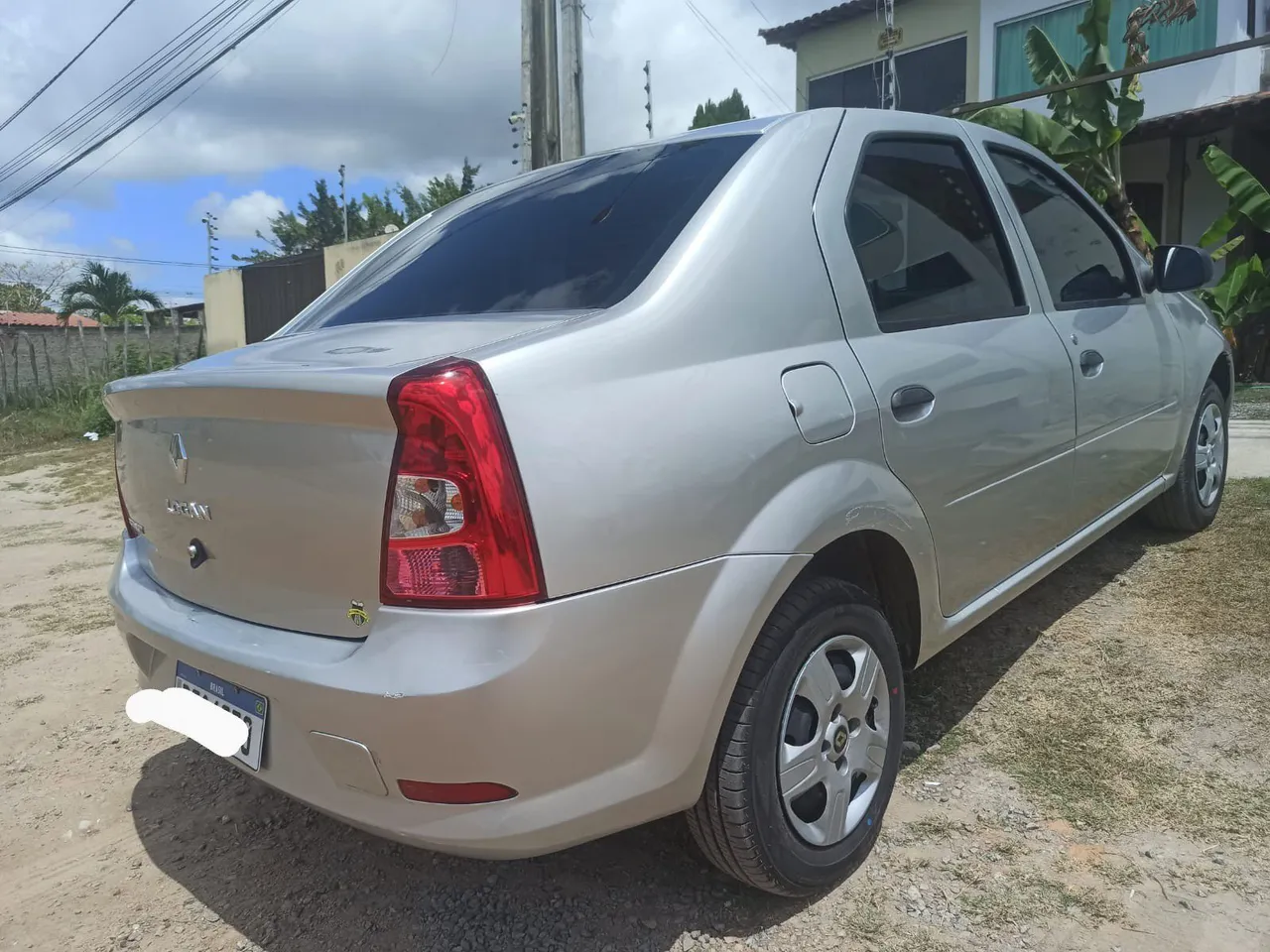 "renault logan 2012" no Brasil