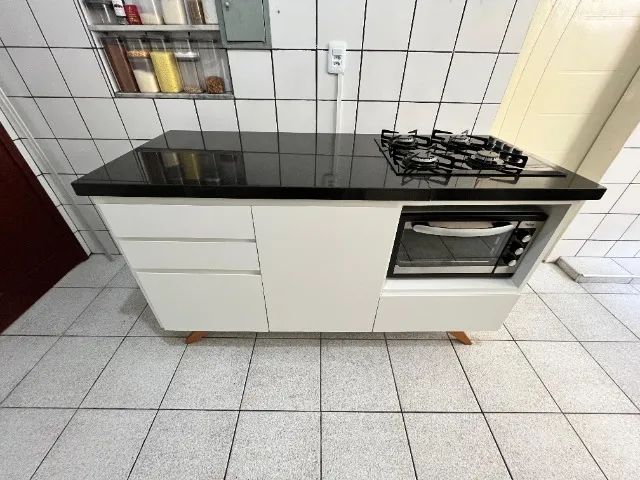 Balcão ilha + tampo em granito+ cooktop - Armários e Guarda-Roupas ...