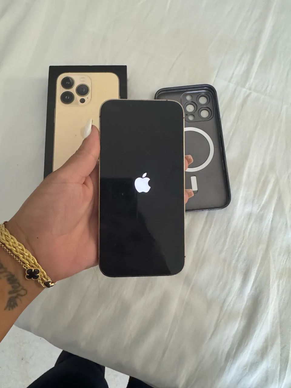 iPhone 13 Pro dourado - câmera e traseira quebrada - Celulares e ...