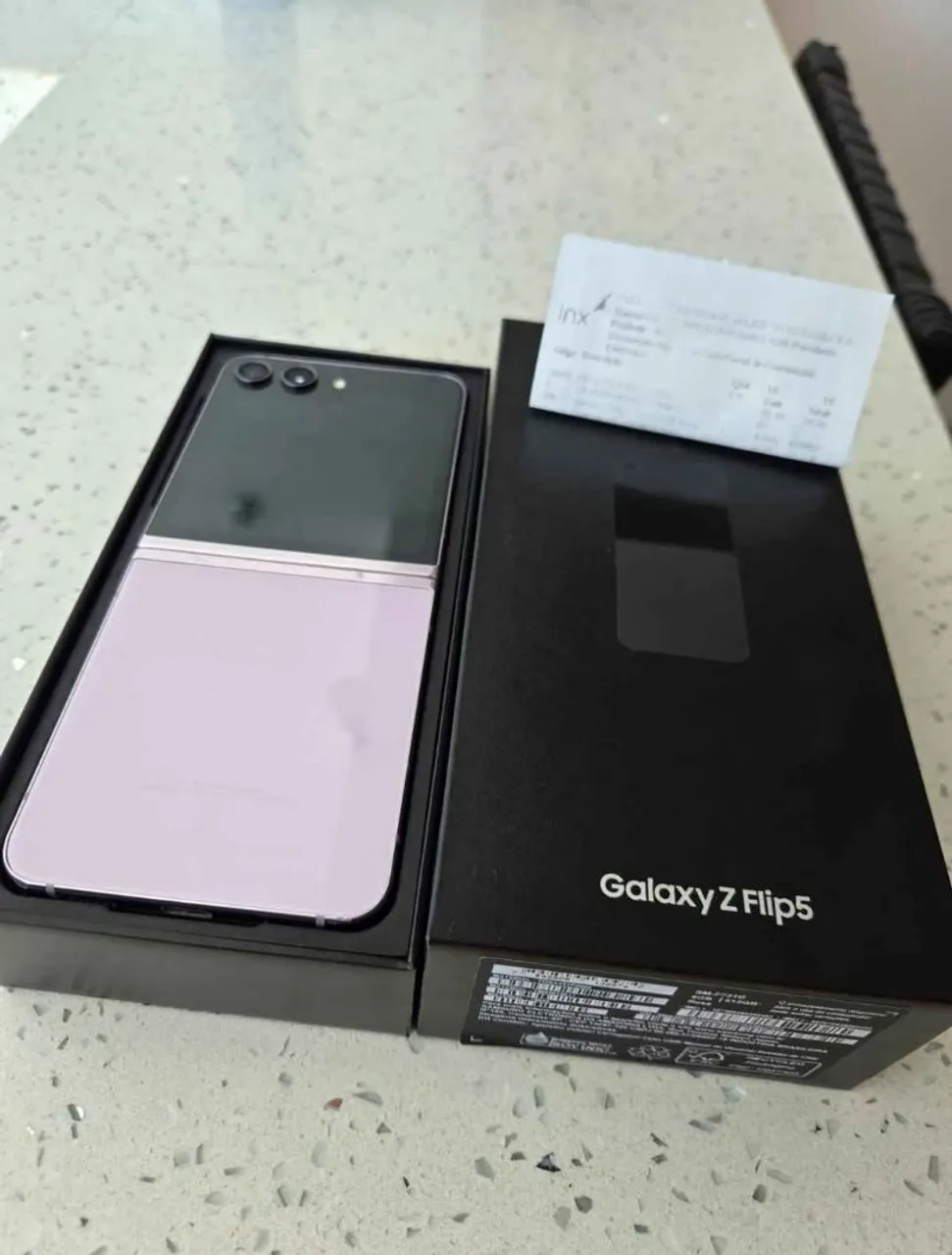 Celulares SAMSUNG GALAXY Z FLIP Usados, seminovos e Novos no Brasil