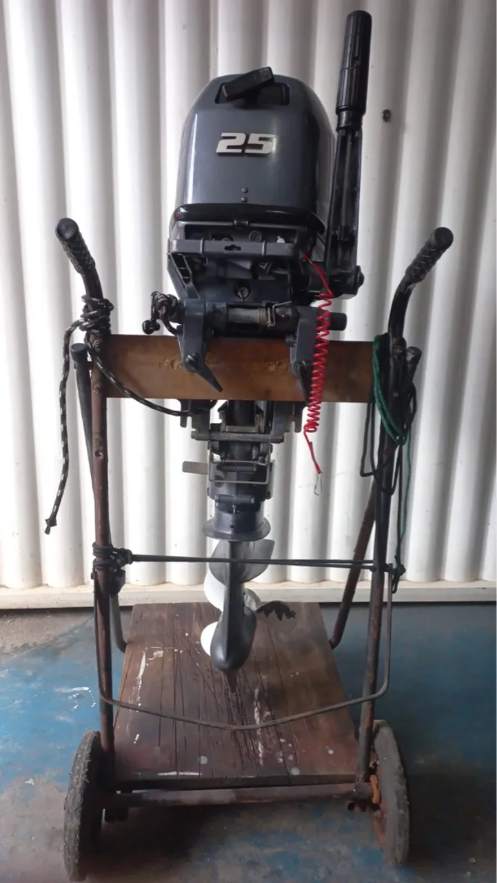 "motor de barco" - Barcos e aeronaves no Brasil