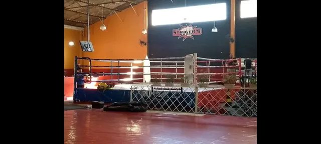 "ringue de boxe" no Brasil