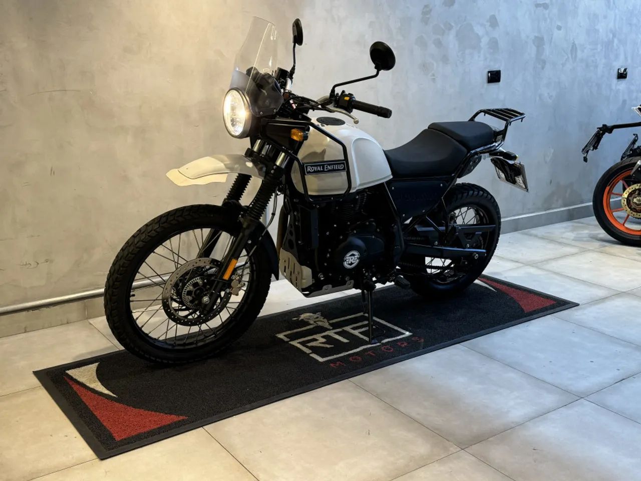 ROYAL ENFIELD HIMALAYAN 411 EFI 2020 - 1331074237 | OLX