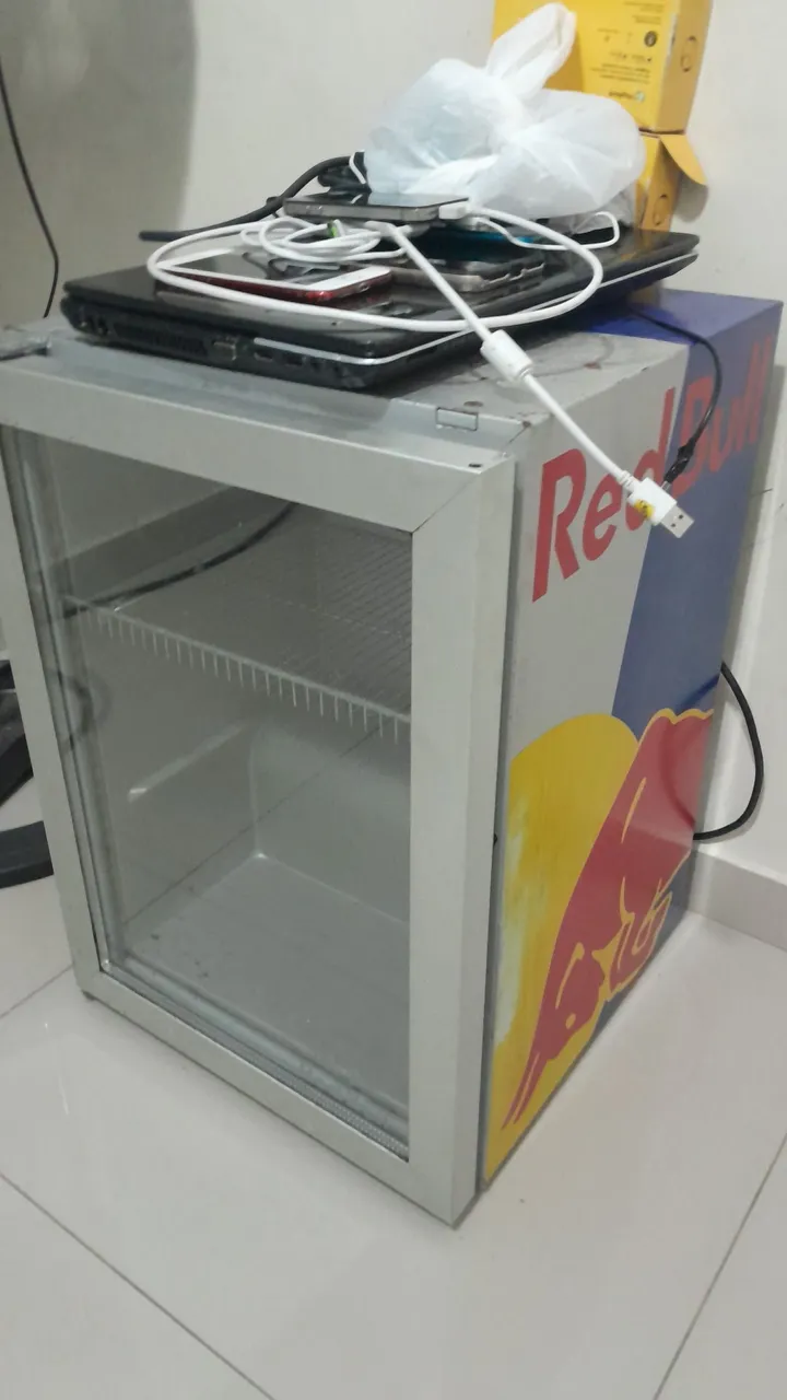 "frigobar red bull" - Geladeiras e Freezers no Brasil