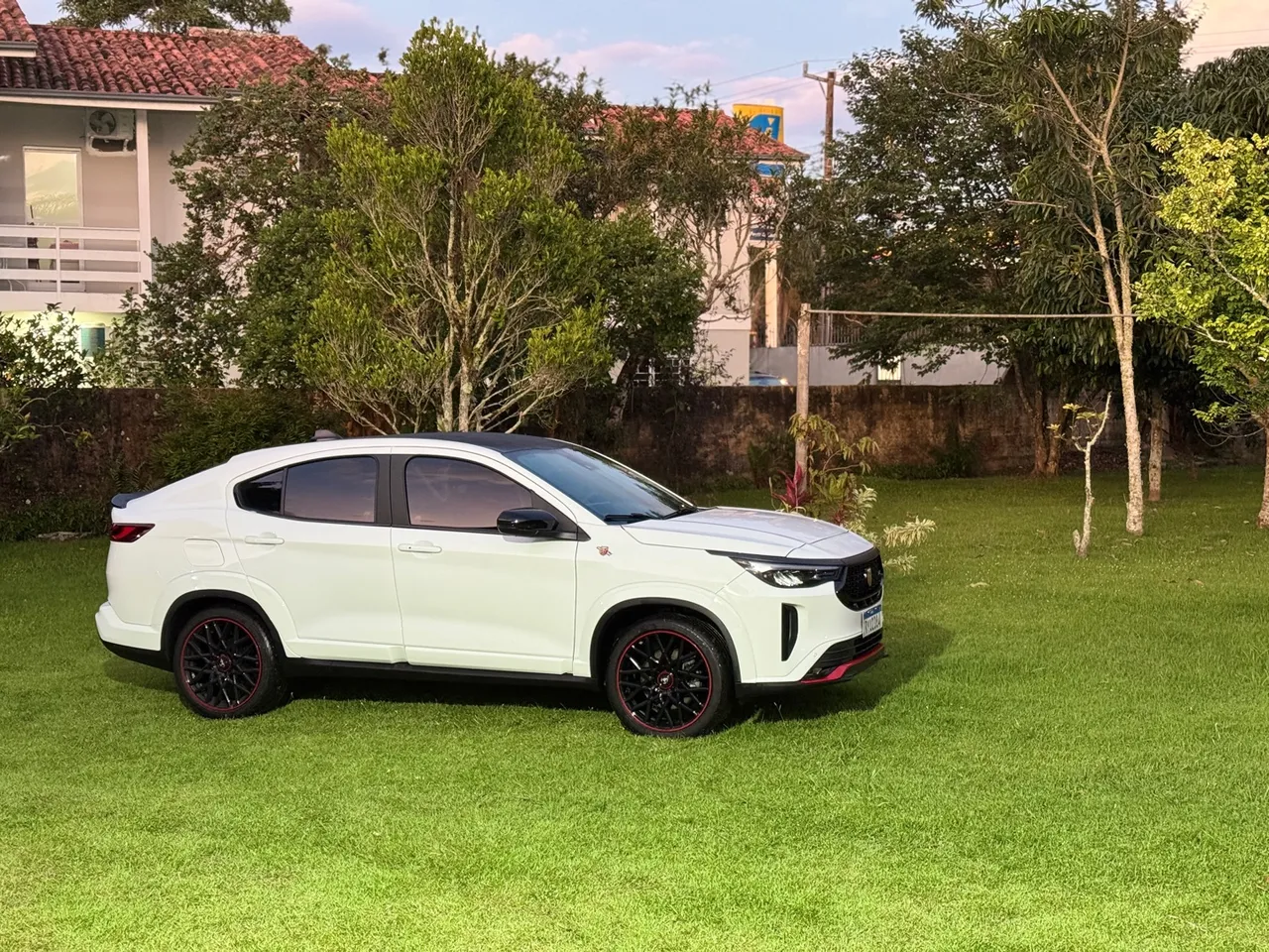 FIAT FASTBACK ABARTH TURBO FLEX 1.3 AUT. Usados e Novos