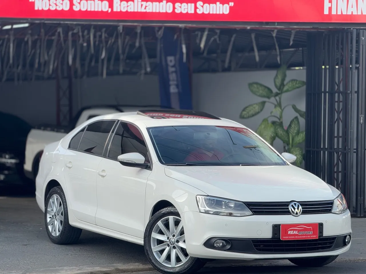 VOLKSWAGEN JETTA 2013 Usados e Novos
