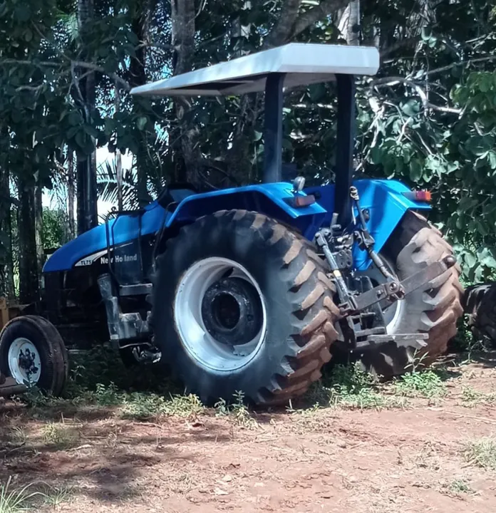 "trator pequeno" - Tratores e máquinas agrícolas no Brasil