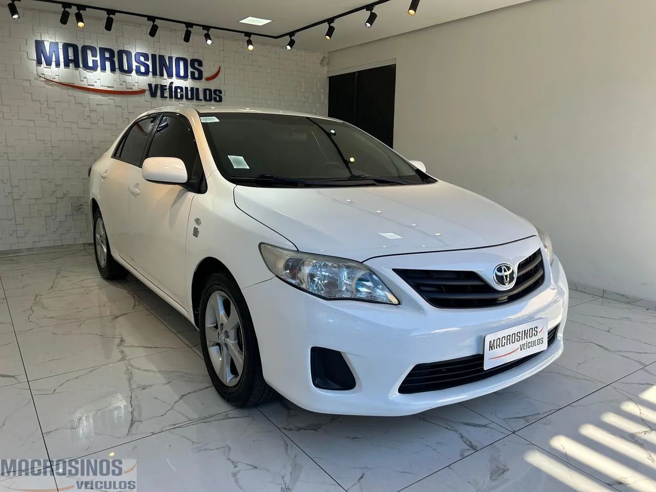 TOYOTA COROLLA 2014 Usados e Novos