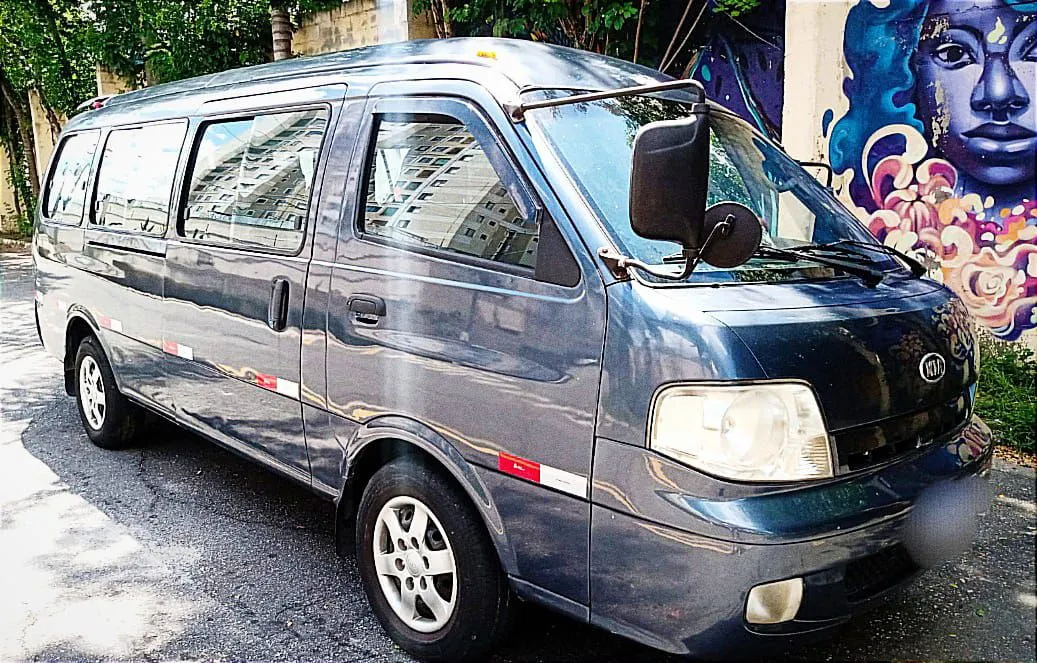 KIA MOTORS BESTA Usados e Novos