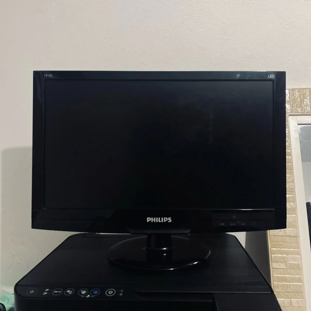 "monitor philips 19 polegadas led" - Monitores no Brasil