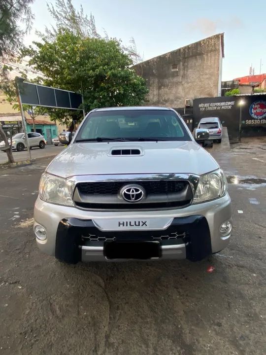 TOYOTA HILUX 2010 Usados e Novos