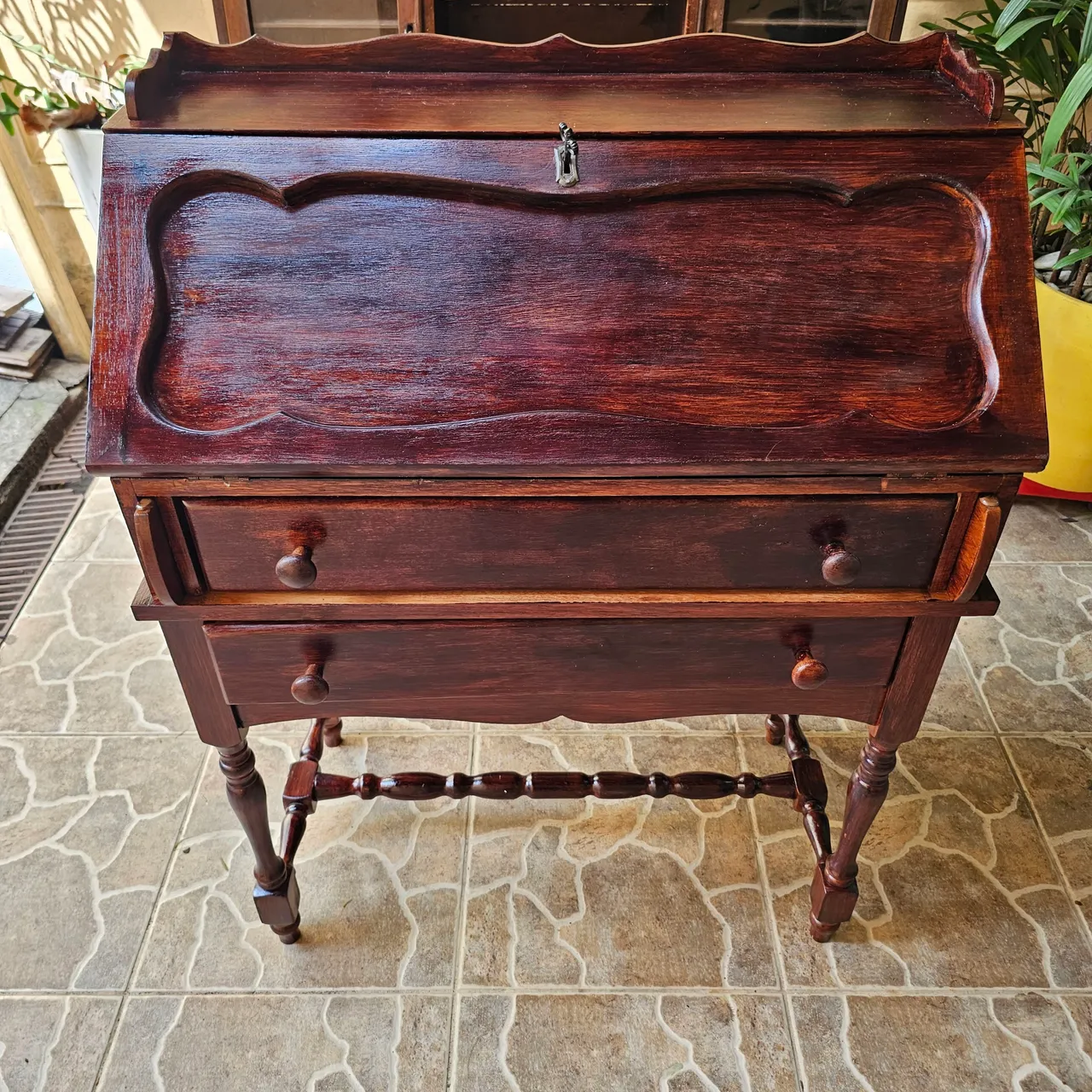 "moveis antigos" no Brasil