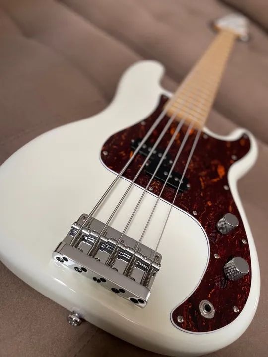 Baixo Tribe Spike 5 precision - Trocas - Instrumentos musicais - Jardim ...