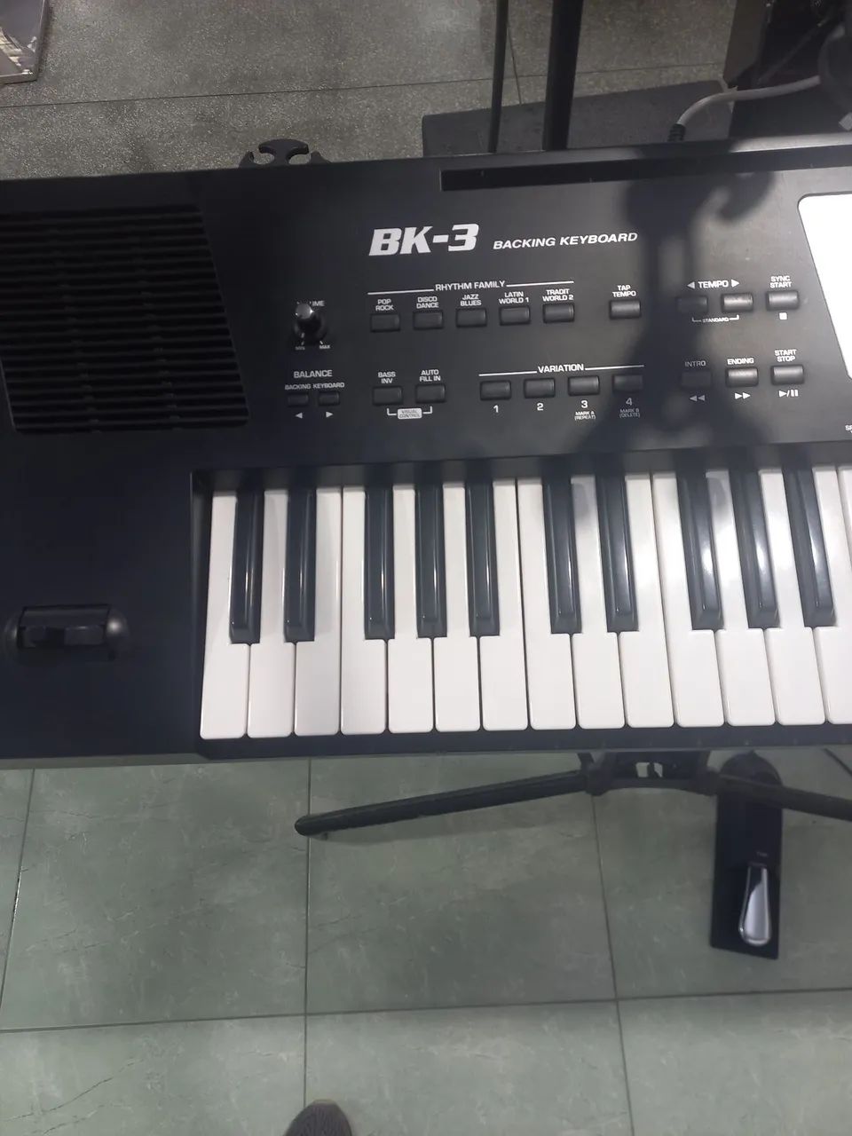 Teclado Roland BK3 - Instrumentos musicais - Campo Limpo, Feira de Santana 1438288246 | OLX