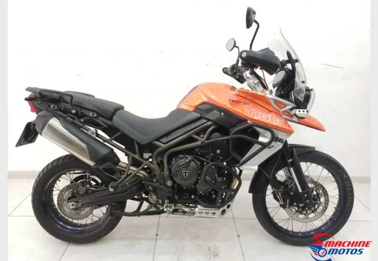 Motos Triumph Tiger 800 XCA no Brasil