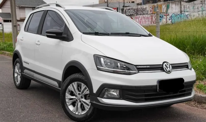 VOLKSWAGEN CROSSFOX 2017 Usados e Novos