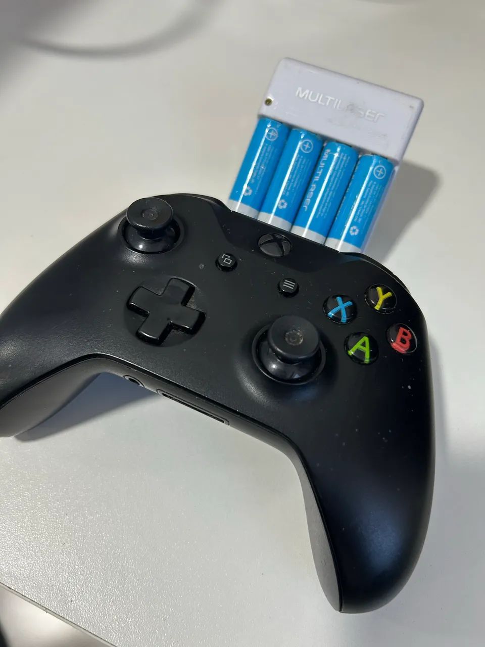 Controle Xbox One Original + Carregador de Pilhas - R$ 350 - Peças e ...