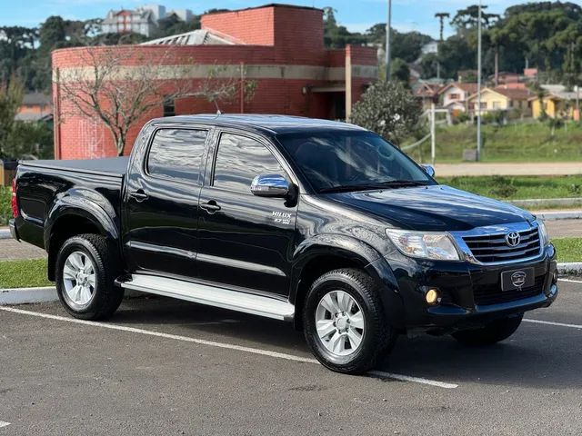 TOYOTA HILUX 2015 Usados e Novos