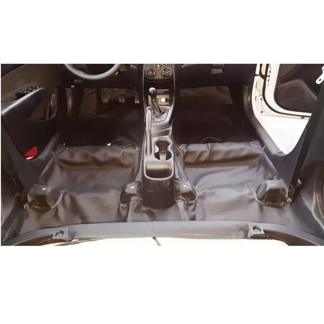 Assoalho preto para Toro ou Duster instalado - Peças para carros, vans ...
