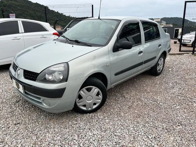 RENAULT CLIO 2003 Usados e Novos