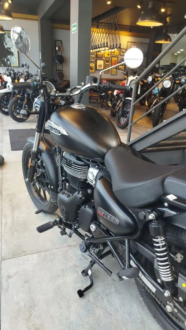 ROYAL ENFIELD METEOR STELLAR 350CC ABS 2025 - 1348875433 | OLX