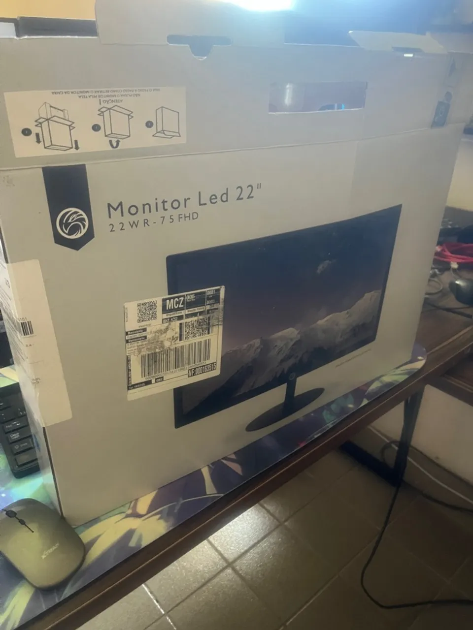 "monitores de 22 polegadas" - Monitores no Brasil