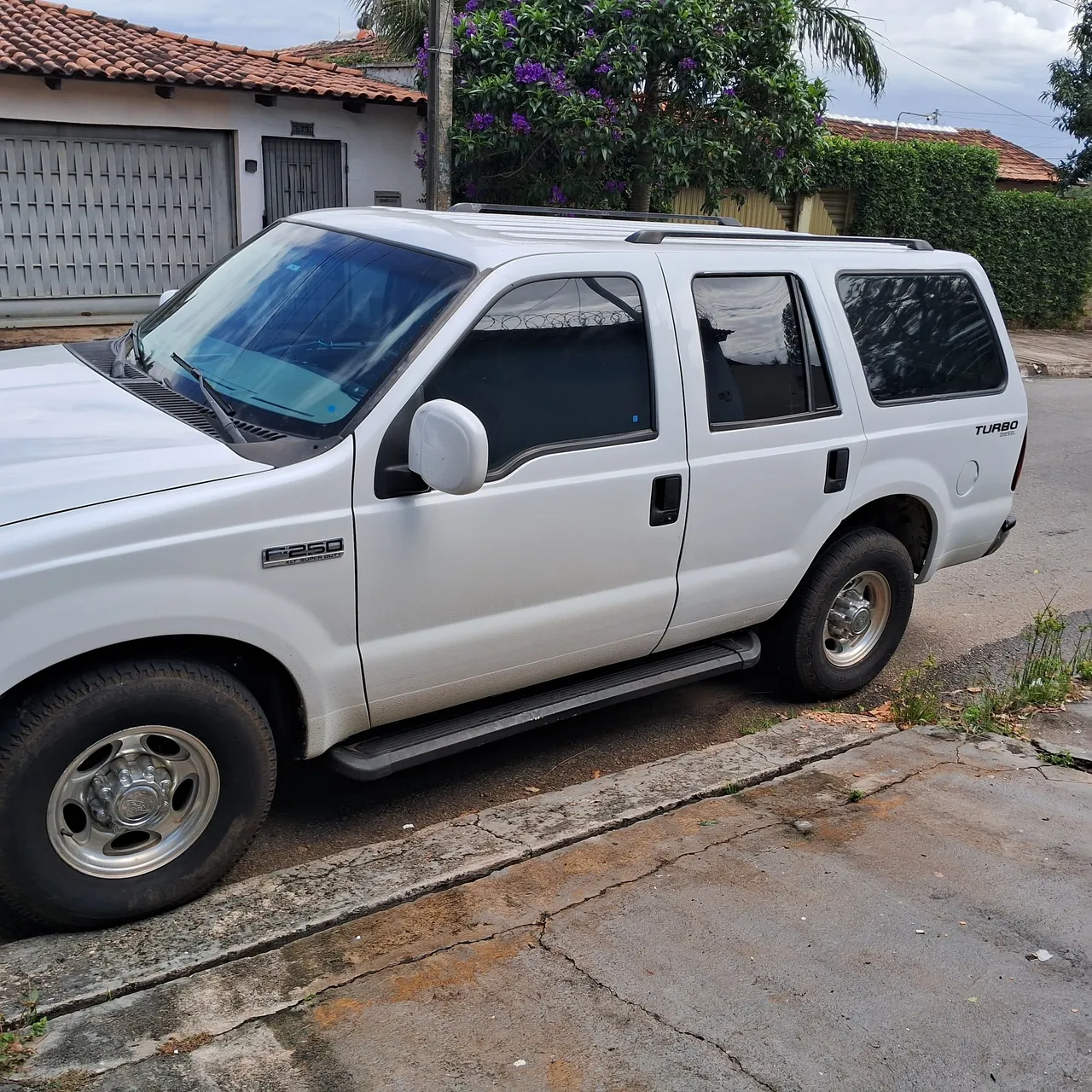 "carros com 6 lugares" - Carros Usados e Novos à venda