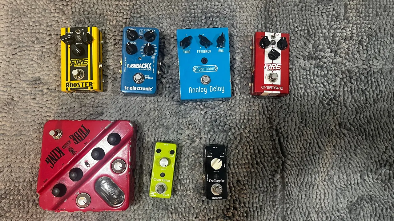 "pedaleira guitarra" - Instrumentos musicais no Brasil