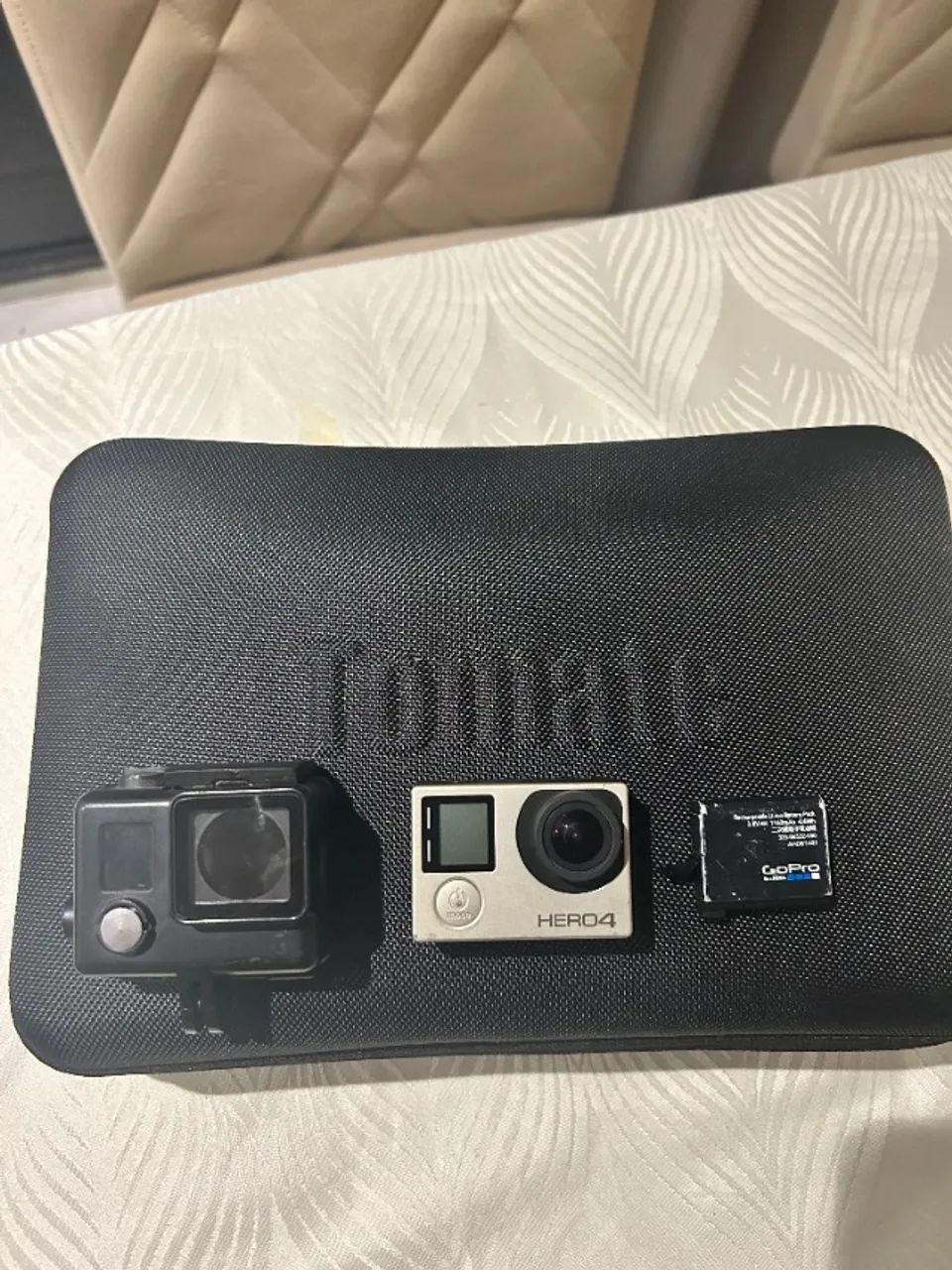 GoPro Hero 4 + 2 Baterias + Cartão 128GB + Kit Acessórios Tomate Completo - Acessórios para ...