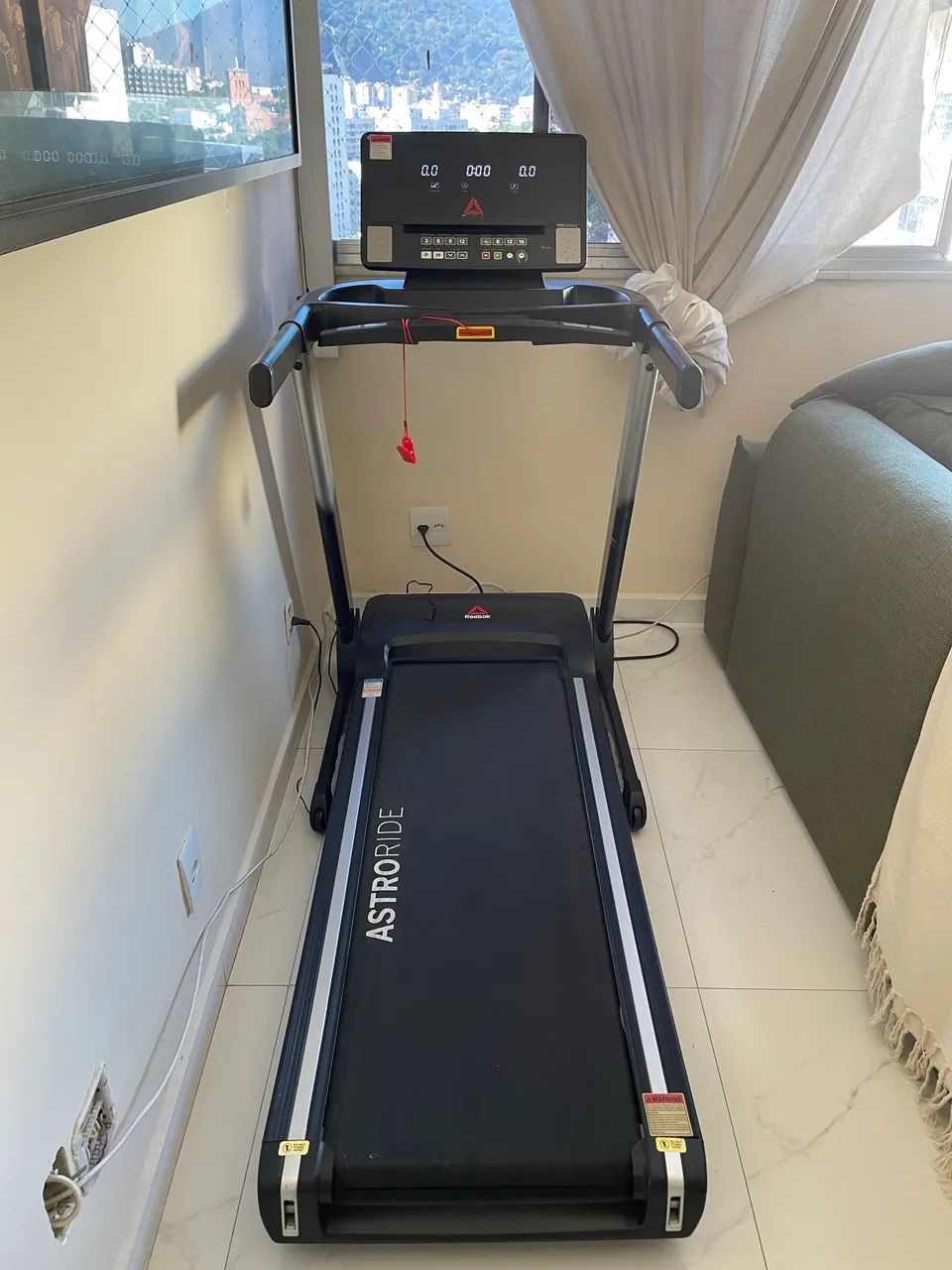 Esteira profissional - Academia e Exercícios - Cidade Nova, Rio de ...