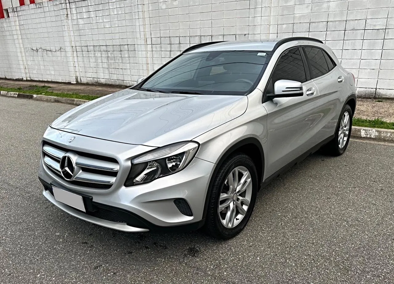 MERCEDES-BENZ GLA 2016 Usados e Novos