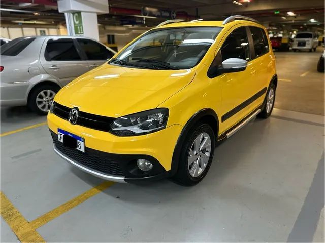 VOLKSWAGEN CROSSFOX 2014 Usados e Novos
