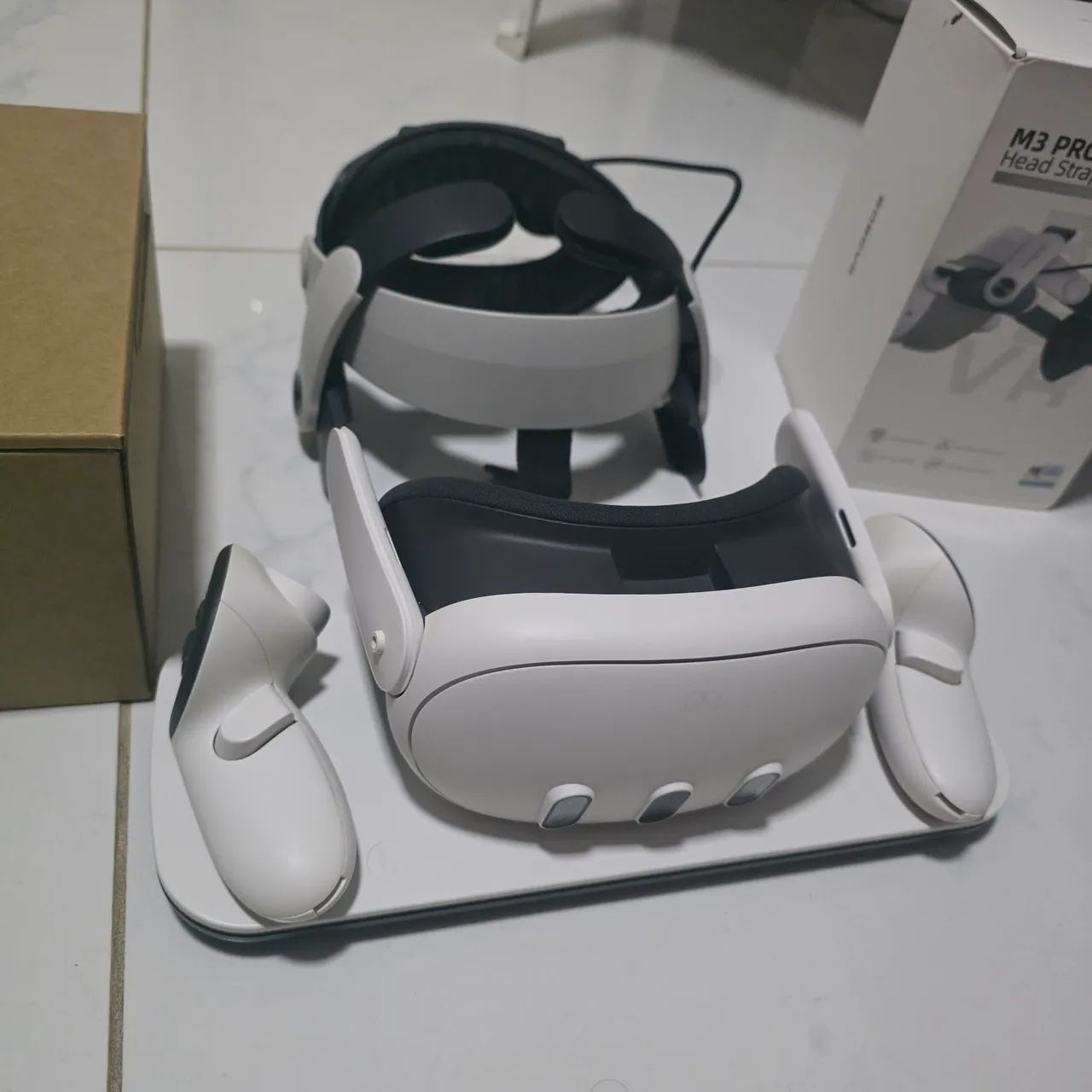 Meta Quest 3 128Gb + BoboVR M3 Pro + Dock de carregamento + Bateria ...