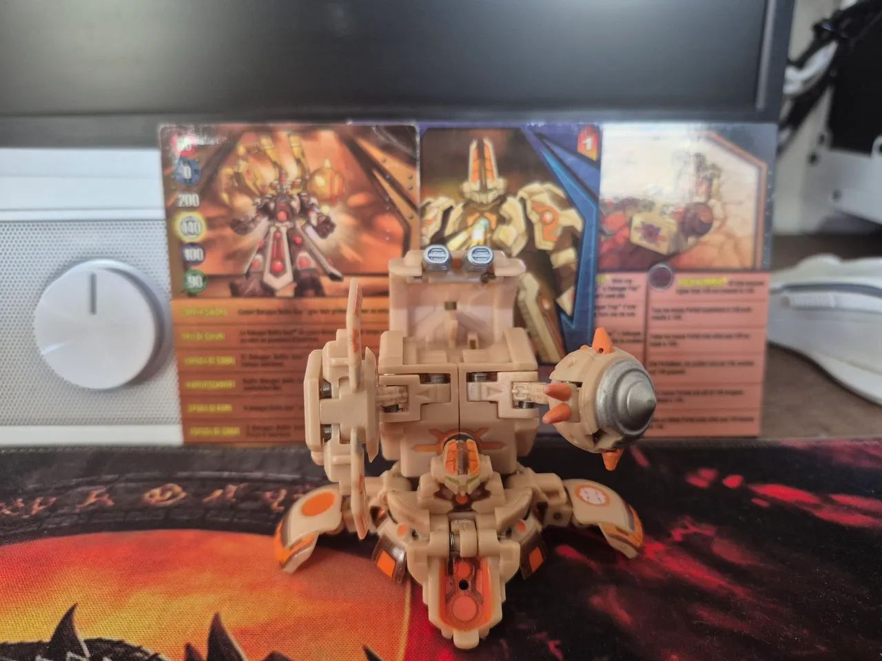 Bakugan Subterra Coredem + Rock Hammer + 3 Cartas - Consoles de Vídeo ...