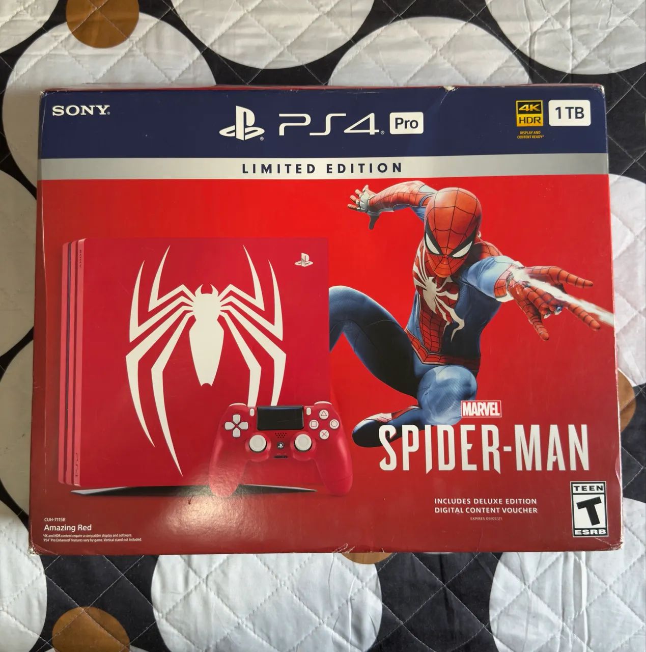PlayStation 4 Pro 1TB Limited Edition Marvel Spider-Man Bundle ...