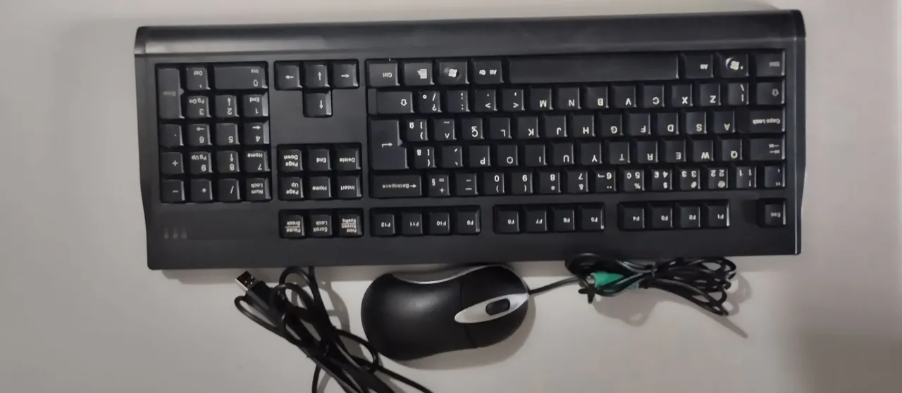 "teclado ps2" no Brasil