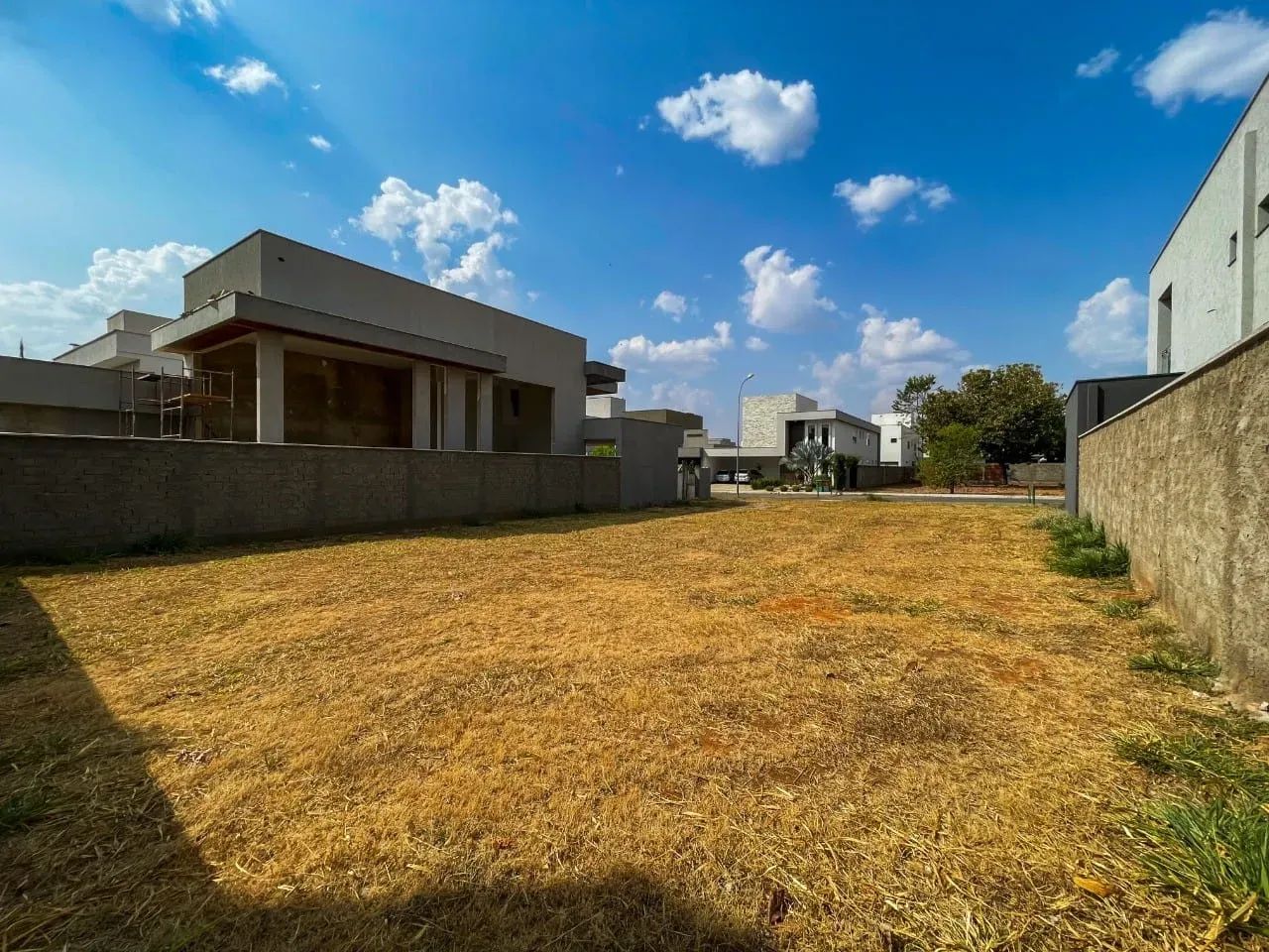 Lote Portal do Sol Green com vizinhos definidos - Terrenos, sítios e ...