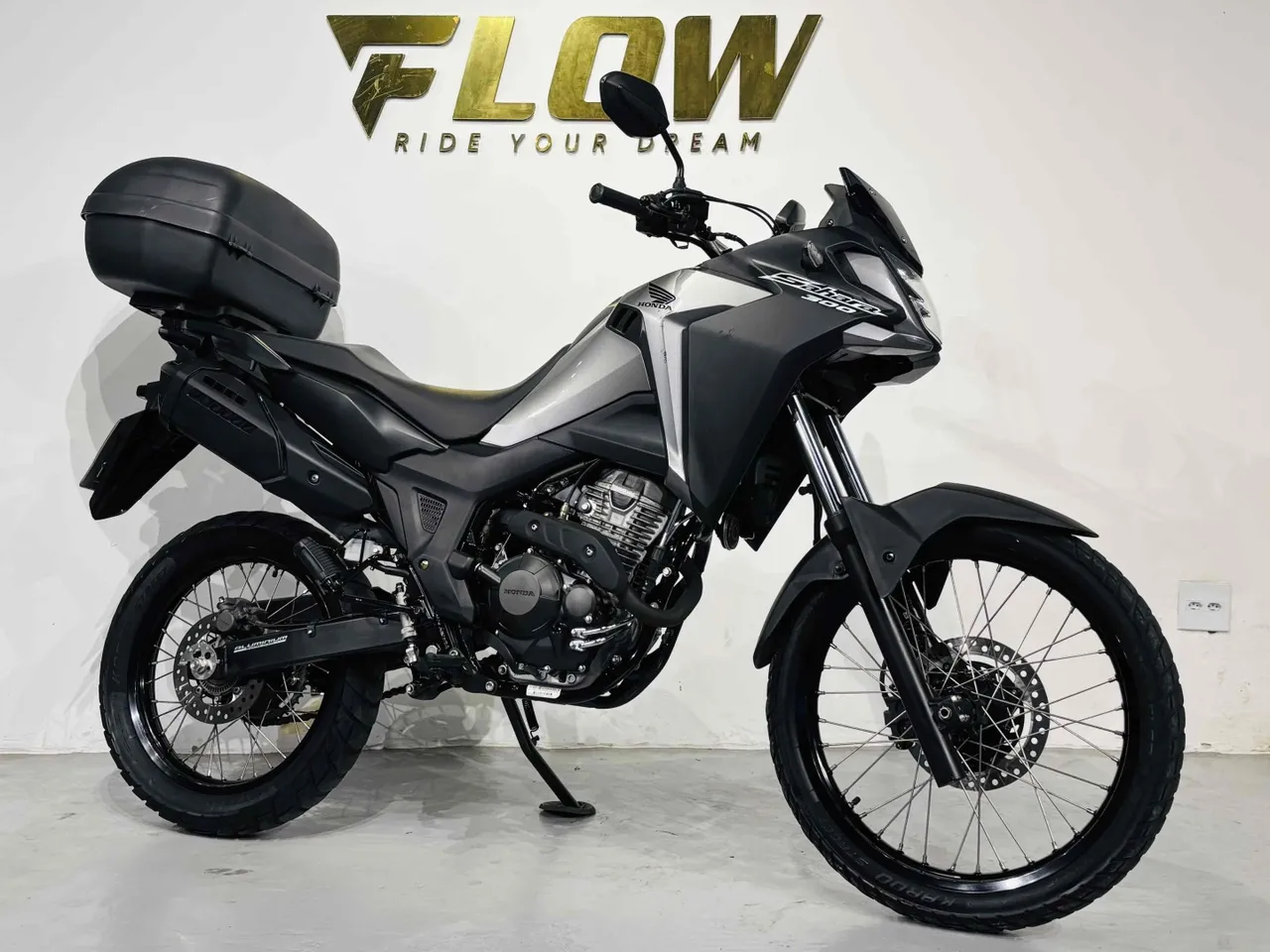 Motos HONDA XRE 300/ 300 ABS/ FLEX no Brasil